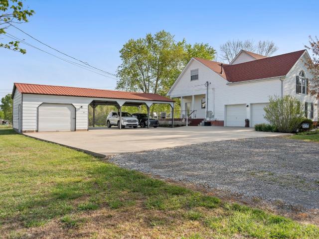 6930 Hall Rd