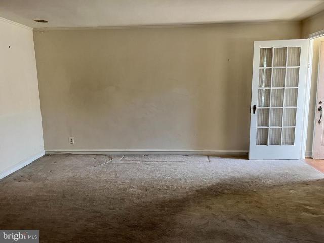 6930 Large Street