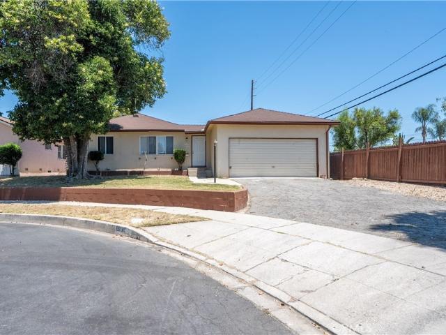 6930 Sunnybrae