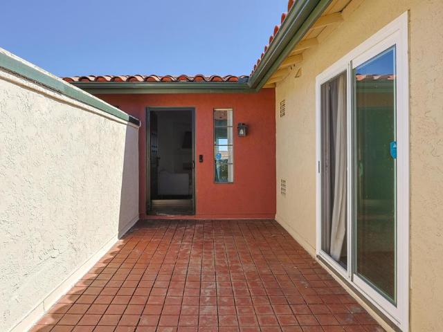 6931 Camino Revueltos