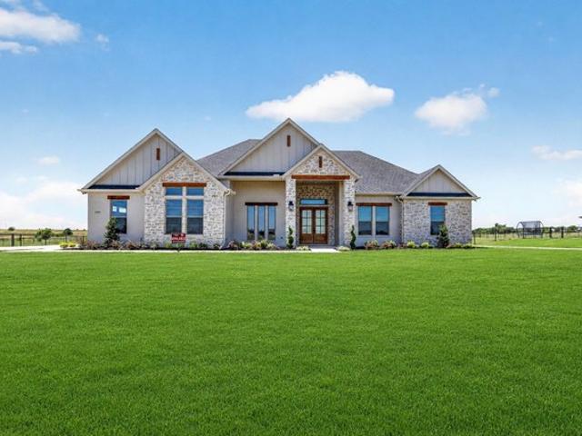 6931 Eagle Creek Dr, Godley, TX 76044