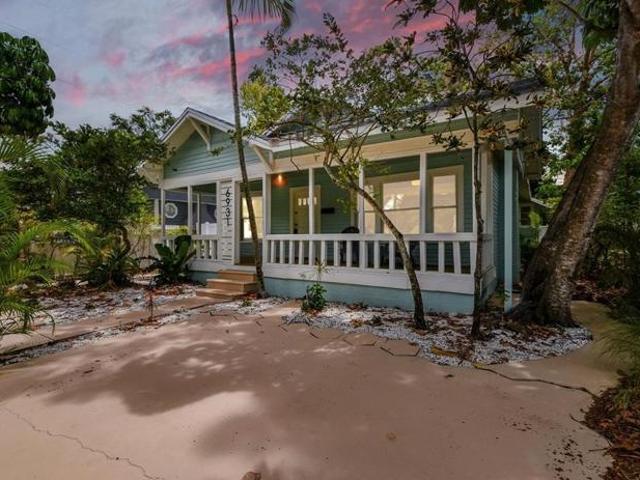 6931 3rd St N, Saint Petersburg, FL 33702
