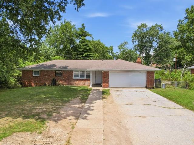 6932 W 10th St, Indianapolis, IN 46214