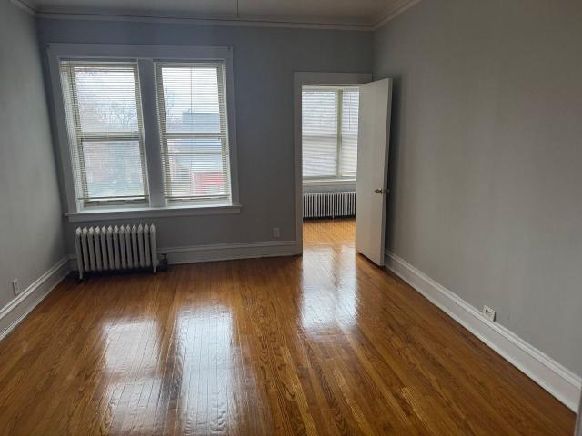 6932 34 South Jeffery 3 Bedroom Apartment for Rent at 6932 S Jeffery Blvd, Chicago, IL 60649 South Shore