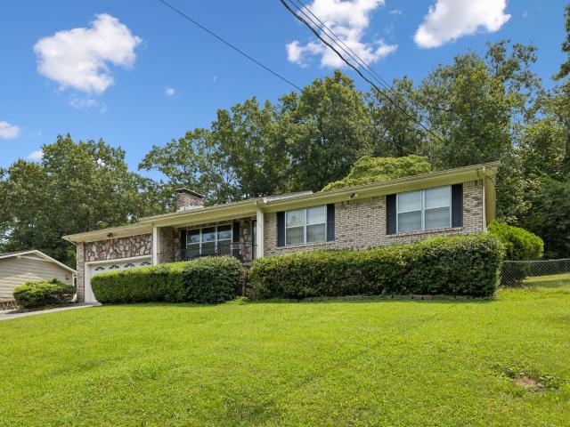 6933 Barter Dr