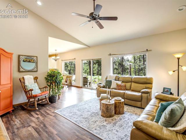 693 Black Mesa Circle