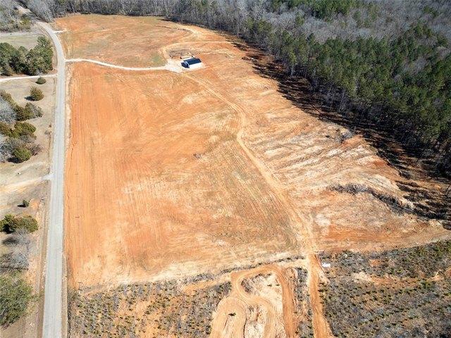693 Elledge Rd, Ware Shoals, SC 29692
