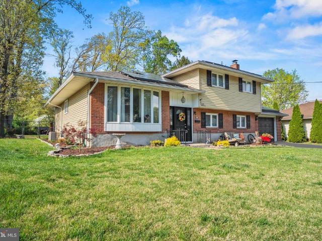 693 Thorny Lane