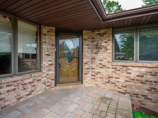 6944 Redansa Dr, Rockford, IL 61108