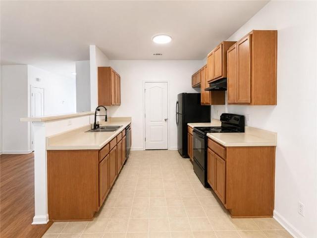 6944 Rogers Point