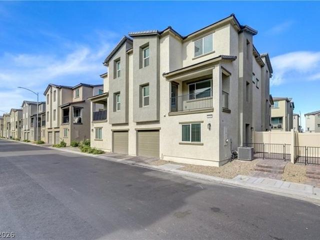 6944 Skyline Blue St, North Las Vegas, NV 89086