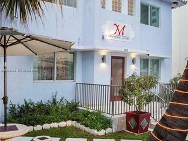 6945 Abbott Ave, Miami Beach, FL 33141