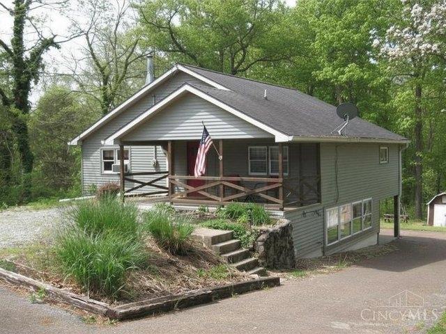 6946 Mountain View Dr, Hillsboro, OH 45133