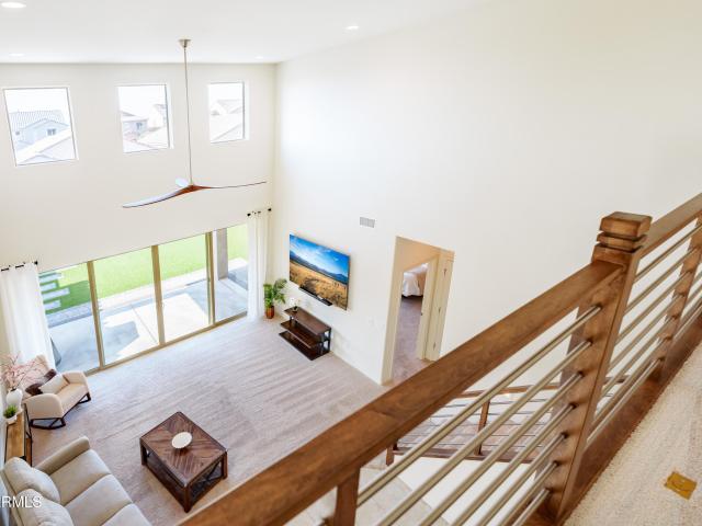6946 W Gwen Street
