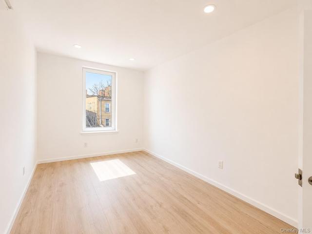 6946 64th Street 2R