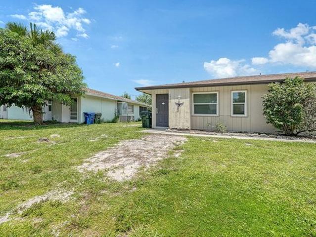 6947 Brentford Rd, Sarasota, FL 34241