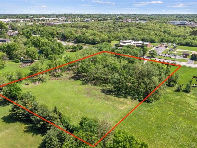 6948 Maurer Rd, Shawnee, KS 66217 | MLS #2617 | Compass