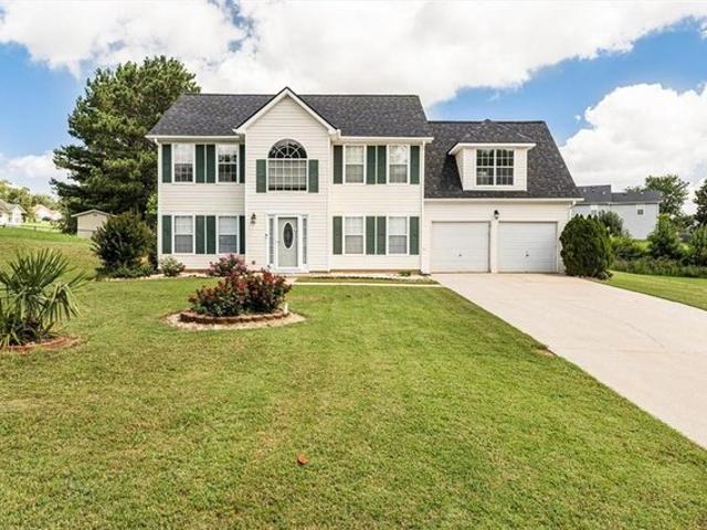 6940 Pompas Ct, Douglasville, GA 30135