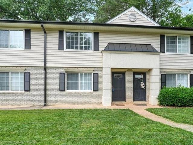 6940 Roswell Rd #17E, Sandy Springs, GA 30328