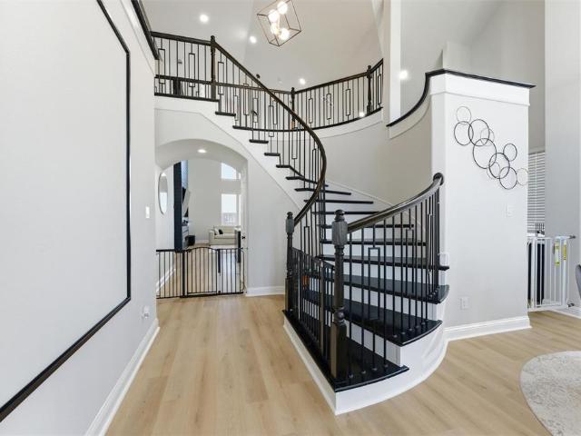 6941 Lilac Drive