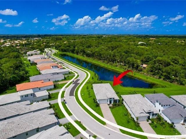6941 SE Haven Ln, Stuart, FL 34997
