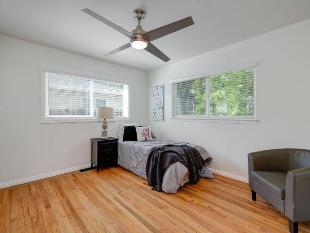 6942 S Land Park Dr, Sacramento, CA 95831 | MLS #226053