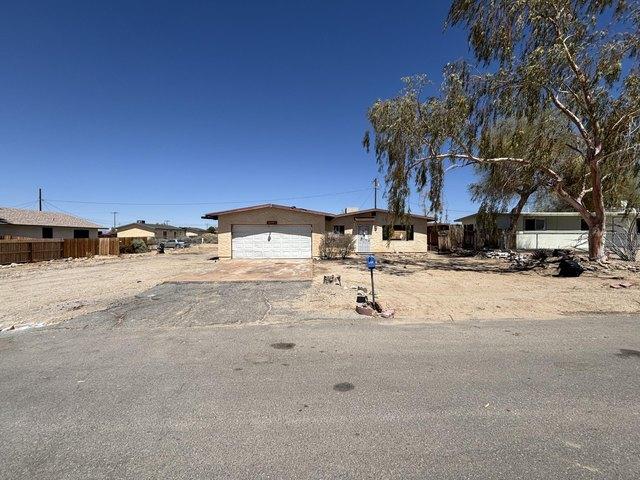 6943 Roberts Ave, Twentynine Palms, CA 92277