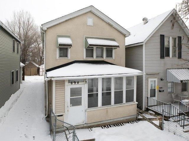 694 Desoto St, Saint Paul, MN 55130