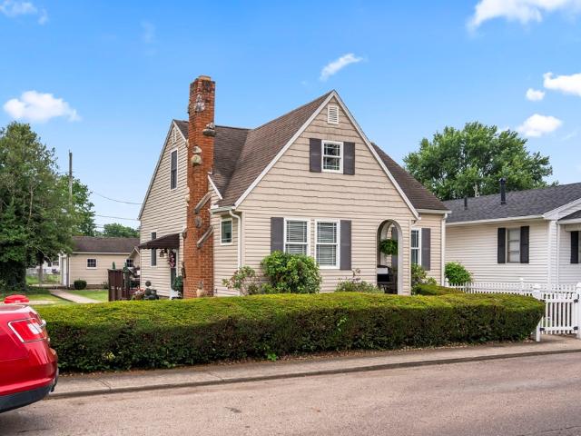 694 Orange Street