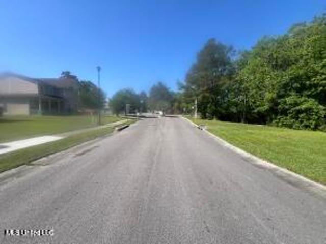 694 Water's View Dr, Biloxi, MS 39532 | MLS #4135 | Compass