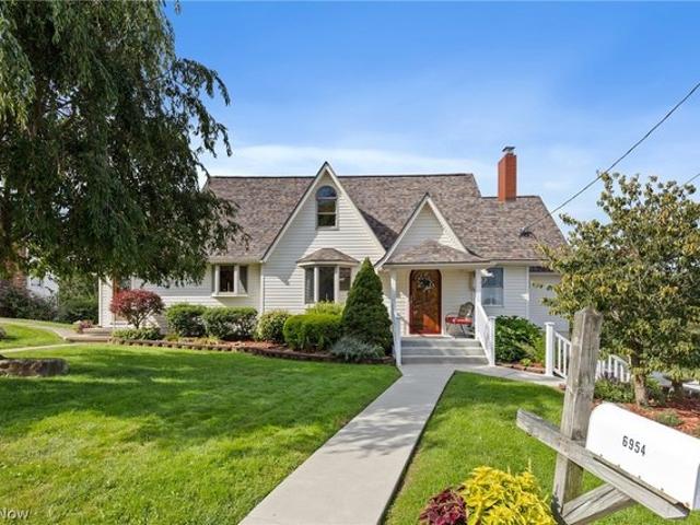 6954 State Route 213, Toronto, OH 43964