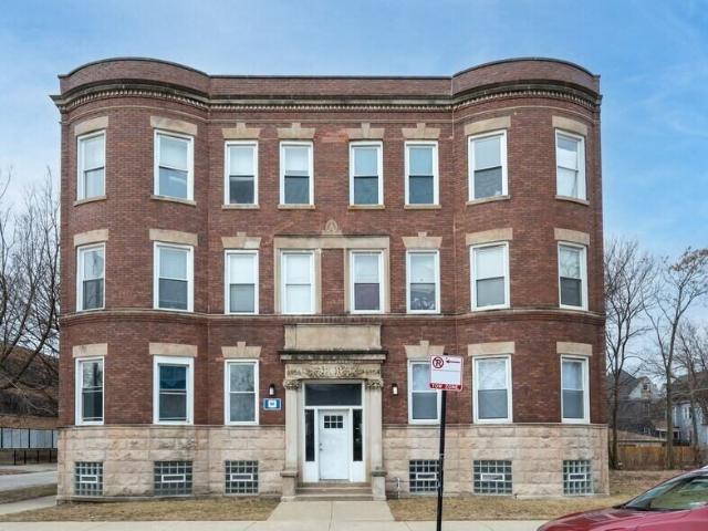 6954 56 South Yale Avenue N 3 Bedroom Apartment for Rent at 6954 S Yale Ave, Chicago, IL 60621 Grand Crossing