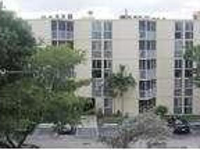 6955 NW 186th St #F303, Hialeah, FL 33015