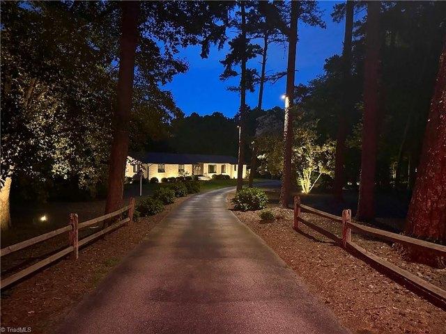 6955 Harlow Dr, High Point, NC 27263
