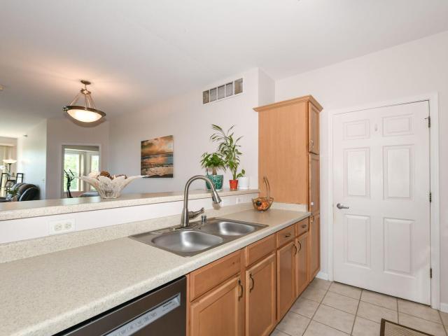 6955 S Riverwood Blvd, Unit 211