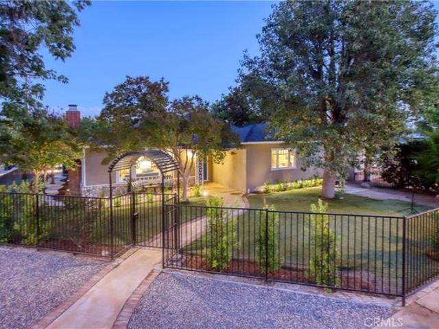 6956 Ranchito Ave, Van Nuys, CA 91405