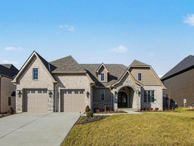 6956 Shadow Ridge Rd, Anderson Township, OH 45230