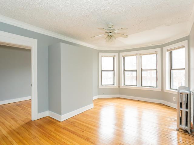 6959 S Paxton Ave, Unit 1A, Chicago, IL 60649 | MLS #12563 | Compass