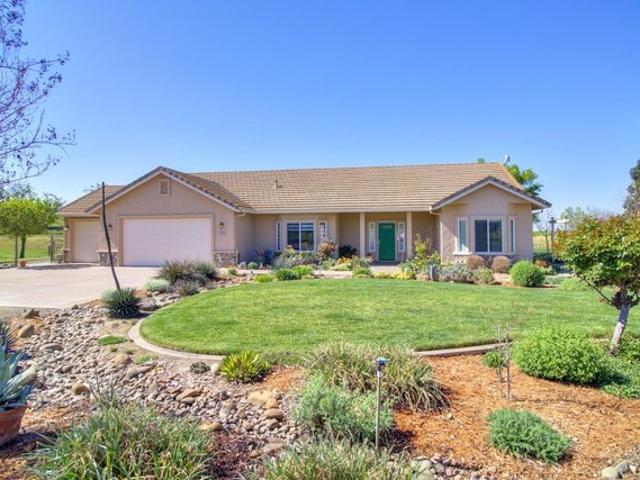 6950 Bisbee Dr, Sloughhouse, CA 95683