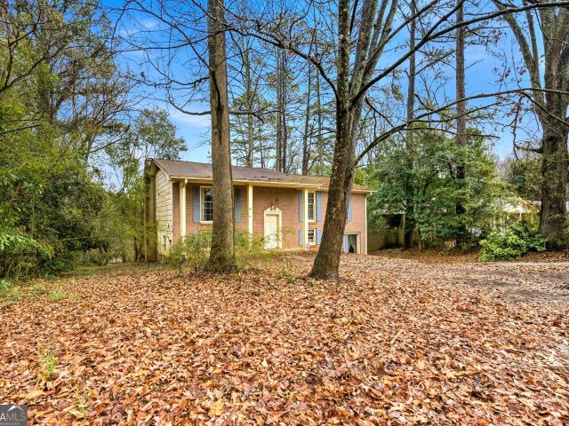 6950 Knollwood Drive