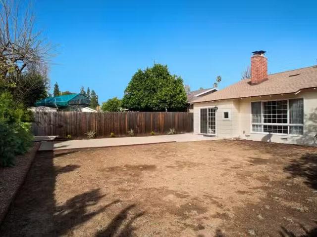 6951 Mc Lennan Ave Houses in Los Angeles, CA