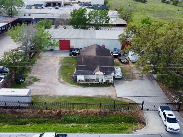 6951 Windfern Rd, Houston, TX 77040 | MLS #95668 | Compass