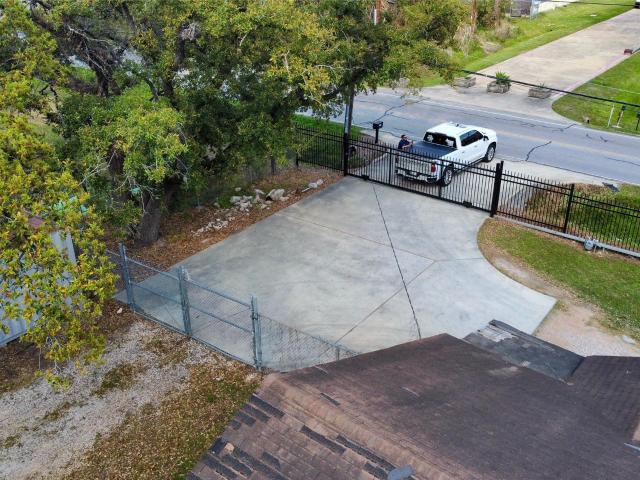 6951 Windfern Road