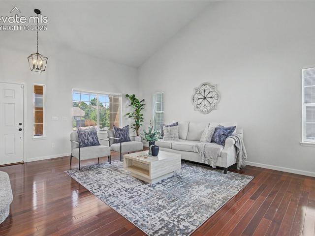 6952 Cobblecreek Drive