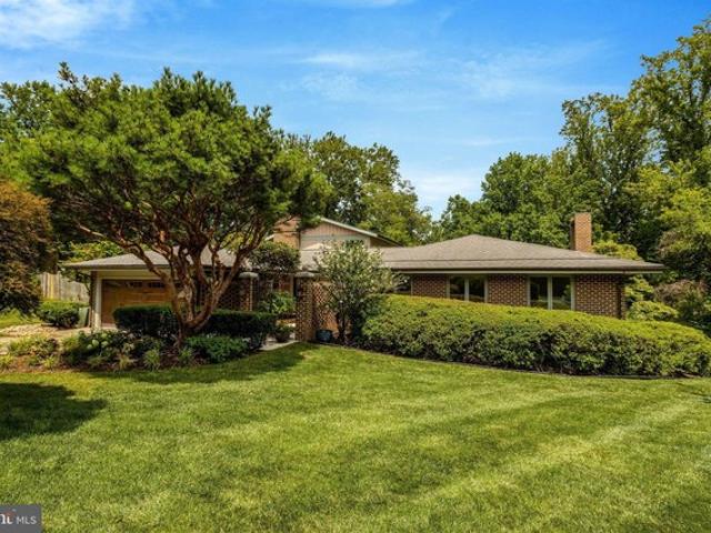 6952 Kyleakin Ct, McLean, VA 22101