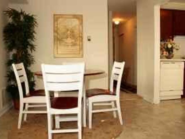 $695 / 3br 3 BEDROOM $100.00 off 1st month with a one year lease! Countryside Estates