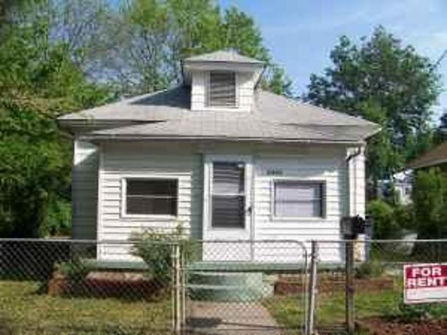 $695 / 3br 3 BR House SE Roanoke 1334 Morton Ave SE