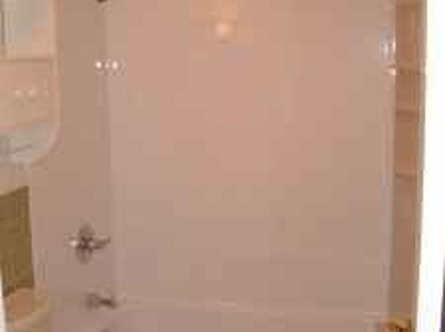 $695 / 1br Updated rutland