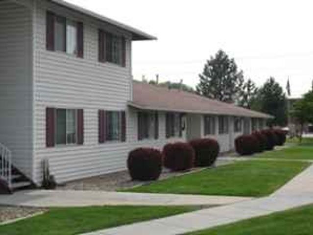 $695 / 2br Summer Deal ~ $99 Deposit Layton