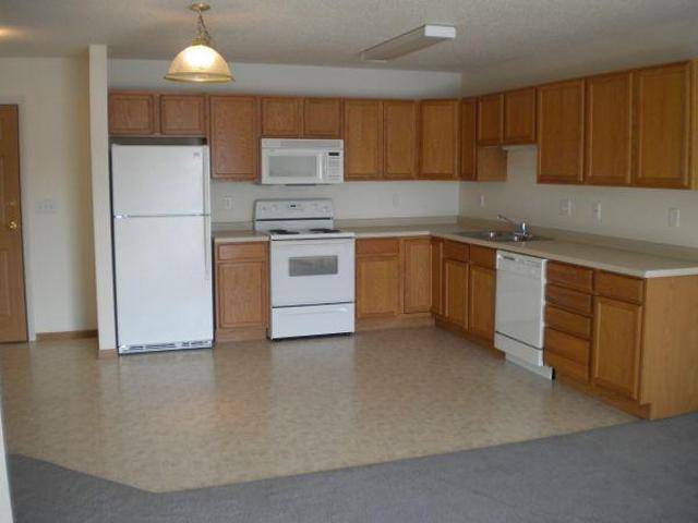 $695 / 2br 950ft² 2bed/1bath, W/D hu, Dble Garage, Walk in closet, Balcony! 1431 Oak Manor Ave, Fargo ND map